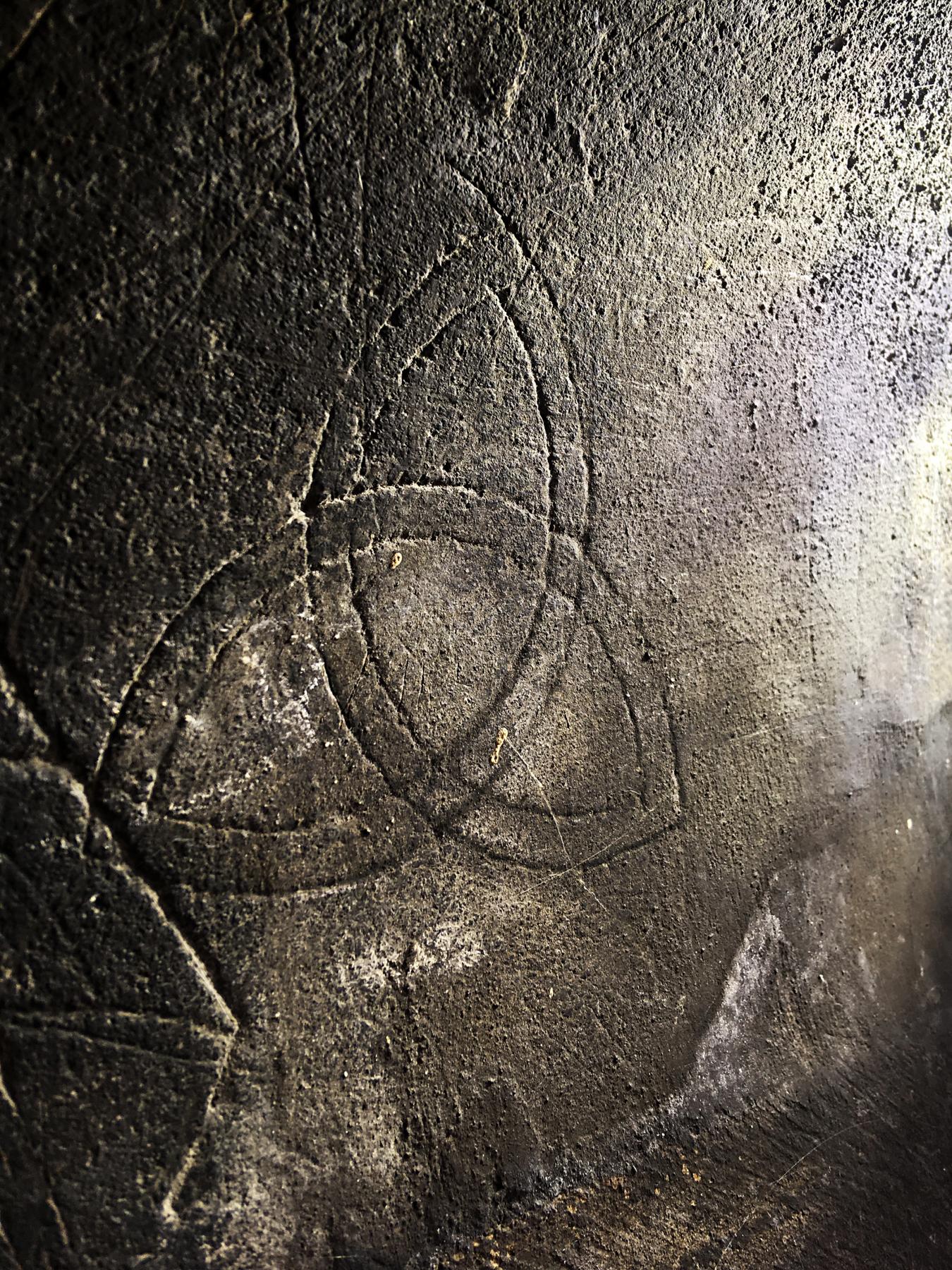 Apotropaic Marks in Bath Abbey | Wessex Archaeology